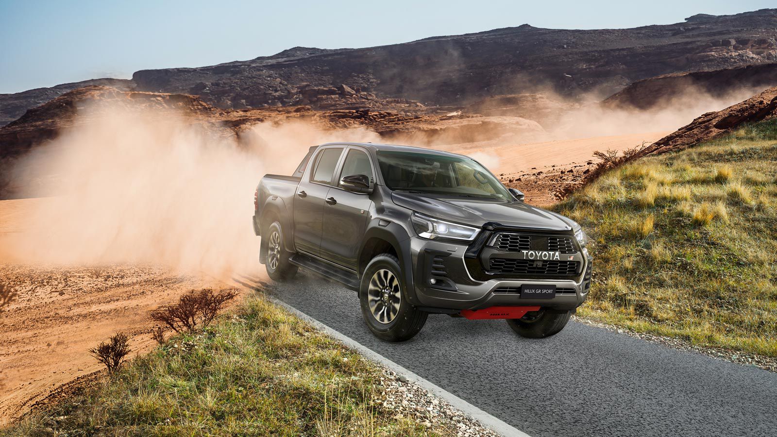 ÚJ HILUX GR SPORT - Toyota Sakura